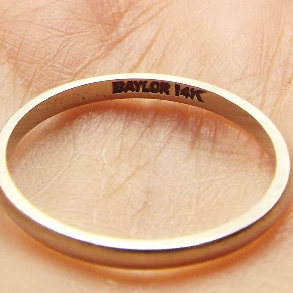 BAYLOR 14K WEDDING BAND | Jewelry | Vintage Baylor 4k Gold Very Thin ...